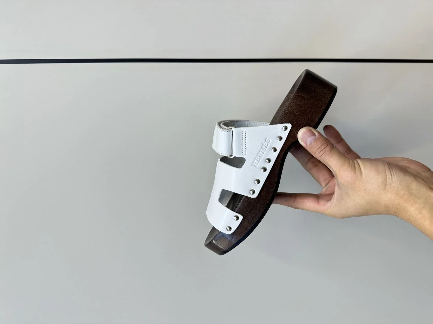 Discounted Hermes Slippers