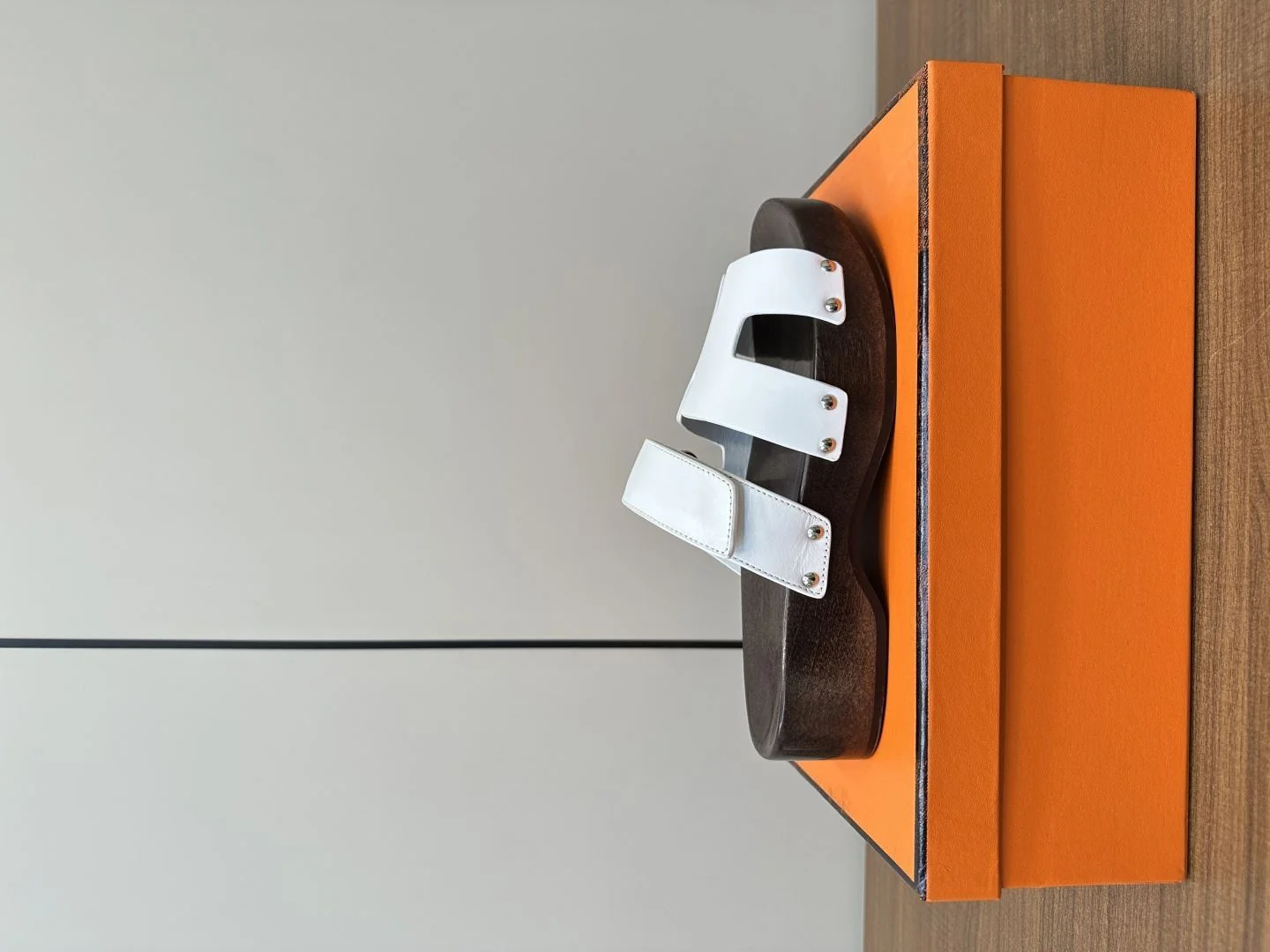 Discounted Hermes Slippers