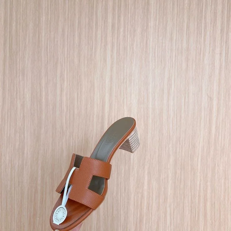 Accurate model Hermes Slippers