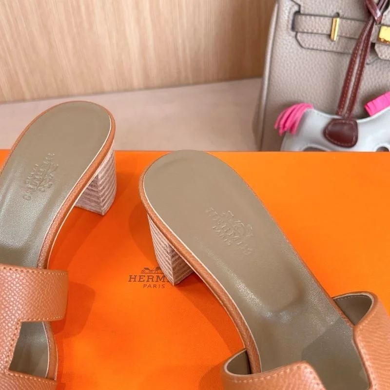 Accurate model Hermes Slippers