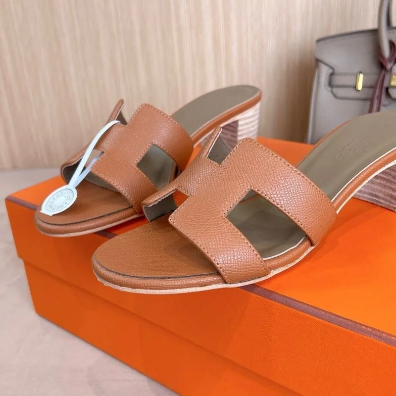 Accurate model Hermes Slippers