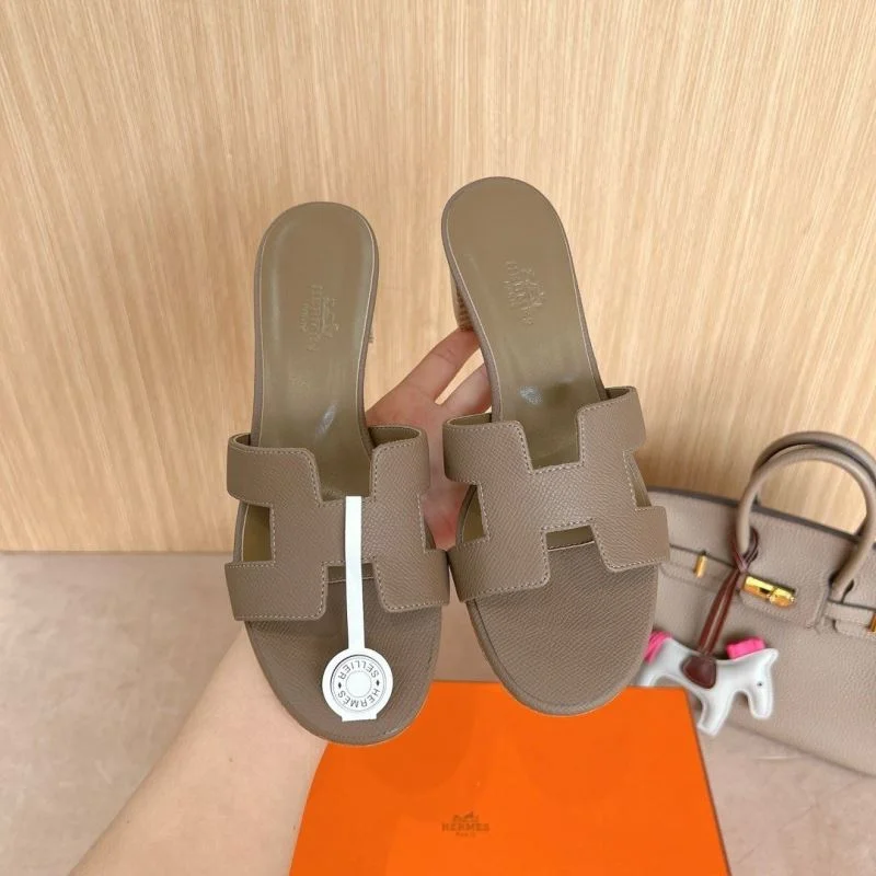 Exact replica Hermes Slippers