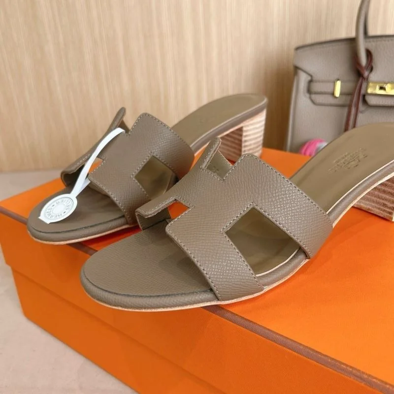 Exact replica Hermes Slippers