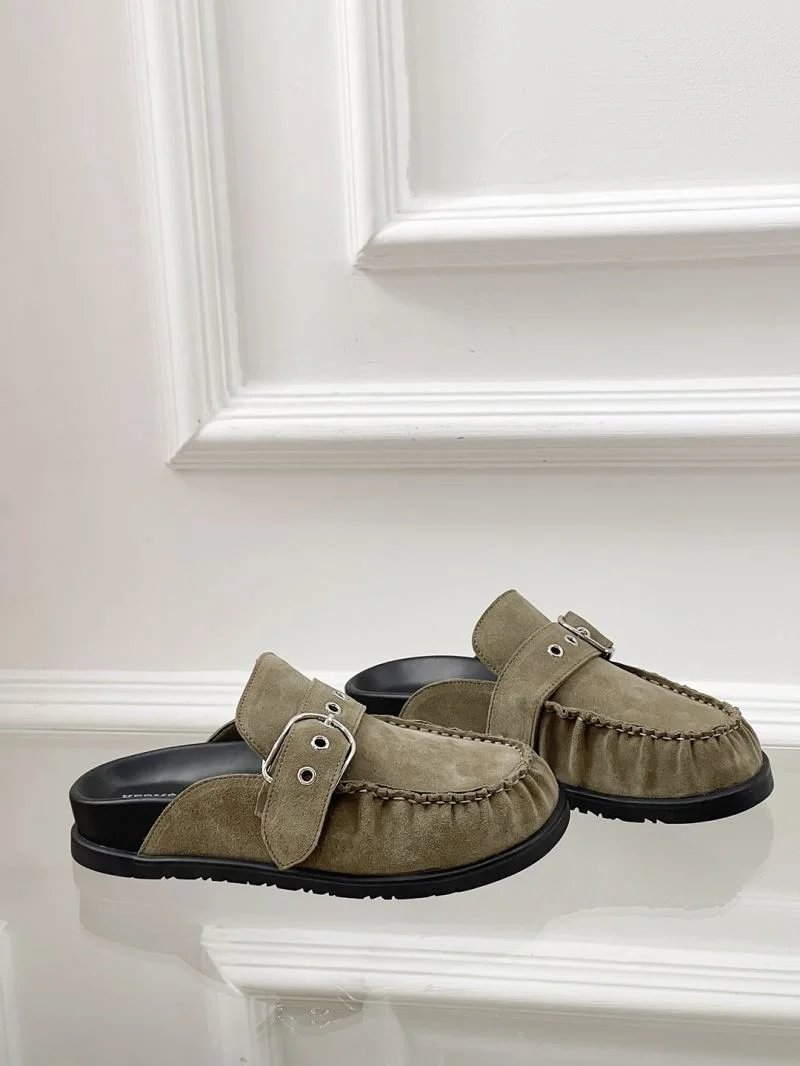 Value-priced Hermes Slippers