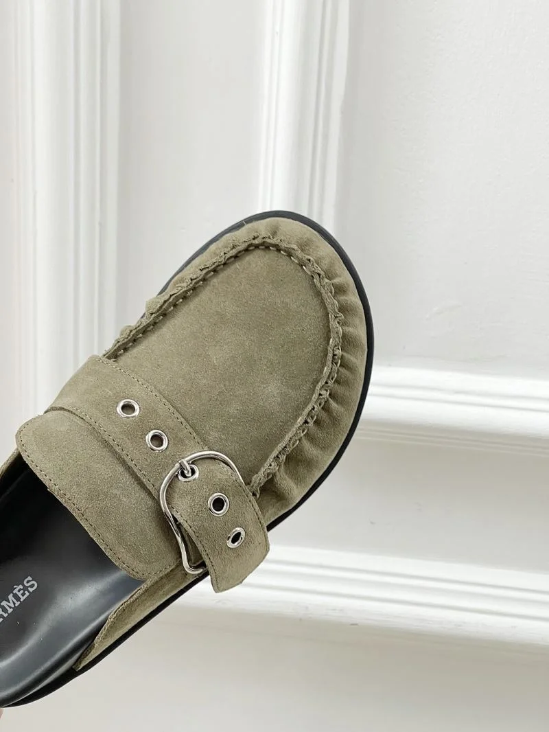 Value-priced Hermes Slippers