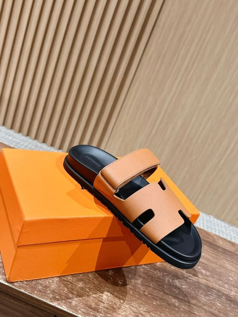 Accurate model Hermes Slippers