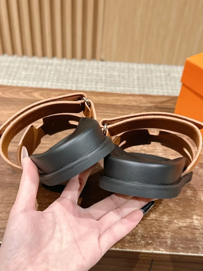 Accurate model Hermes Slippers