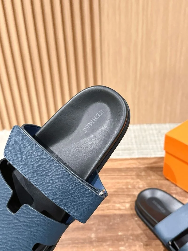 Accurate model Hermes Slippers
