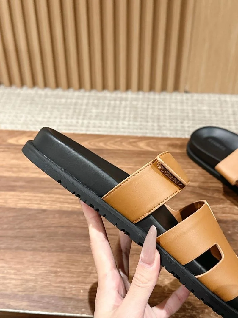 Reasonably priced Hermes Slippers