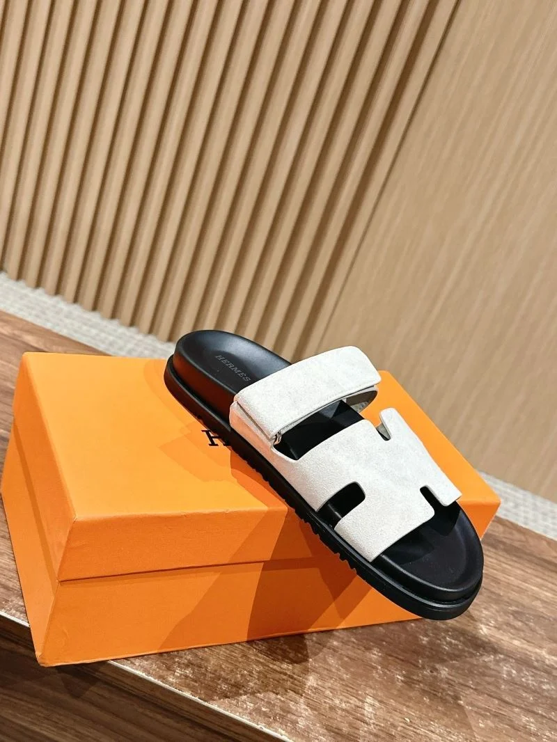 Accurate model Hermes Slippers