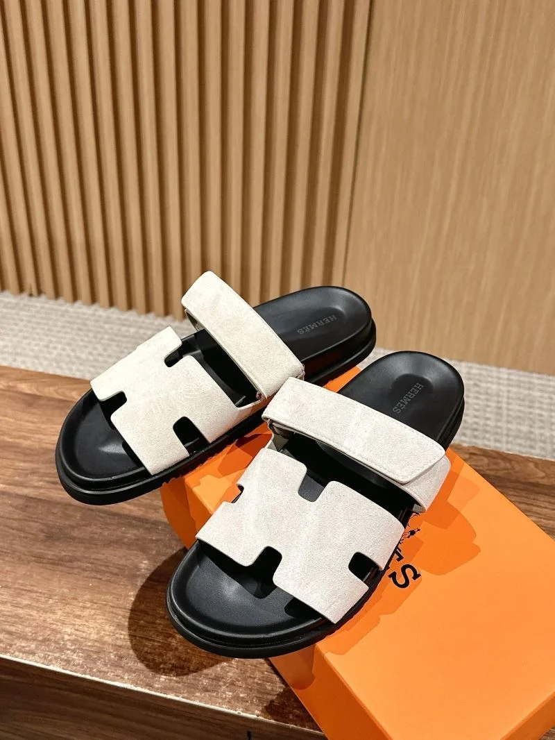 Accurate model Hermes Slippers