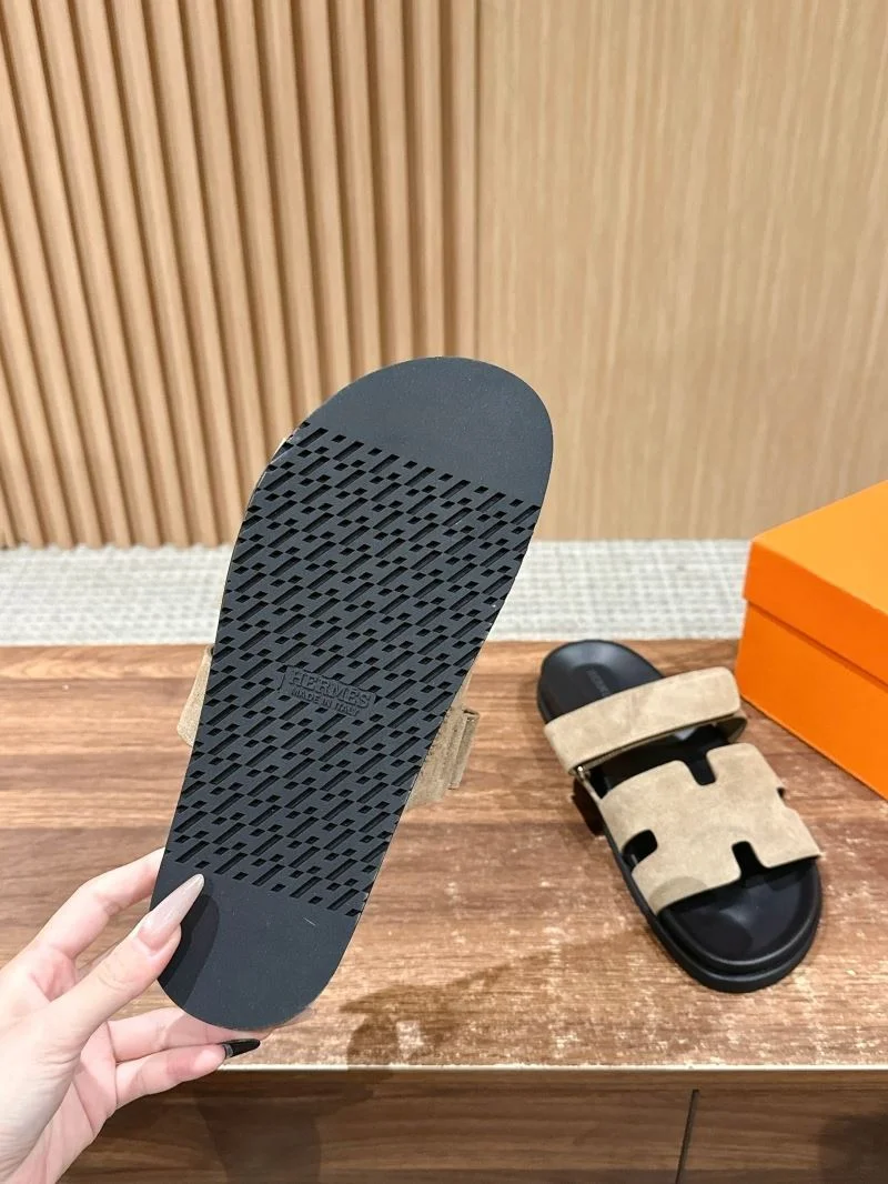 Cut-rate Hermes Slippers