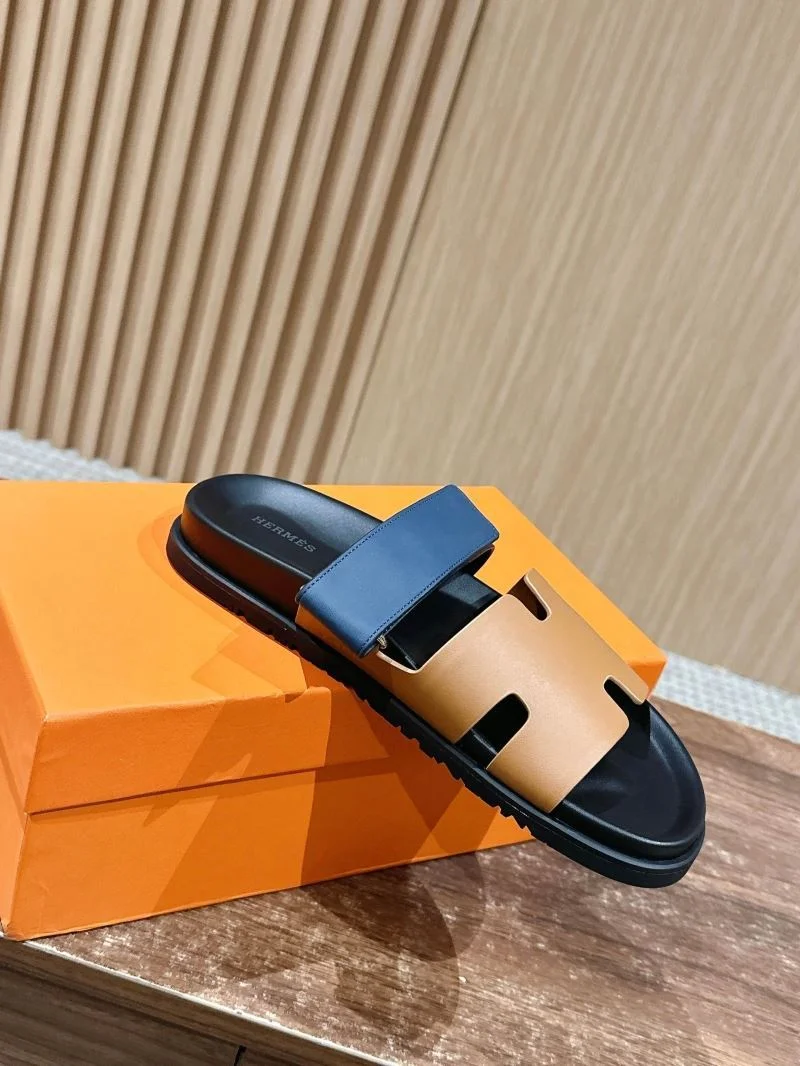 Low-cost Hermes Slippers