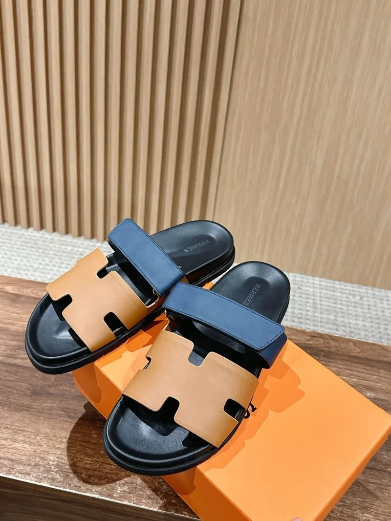 Low-cost Hermes Slippers