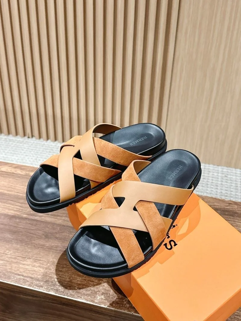 Low-cost Hermes Slippers