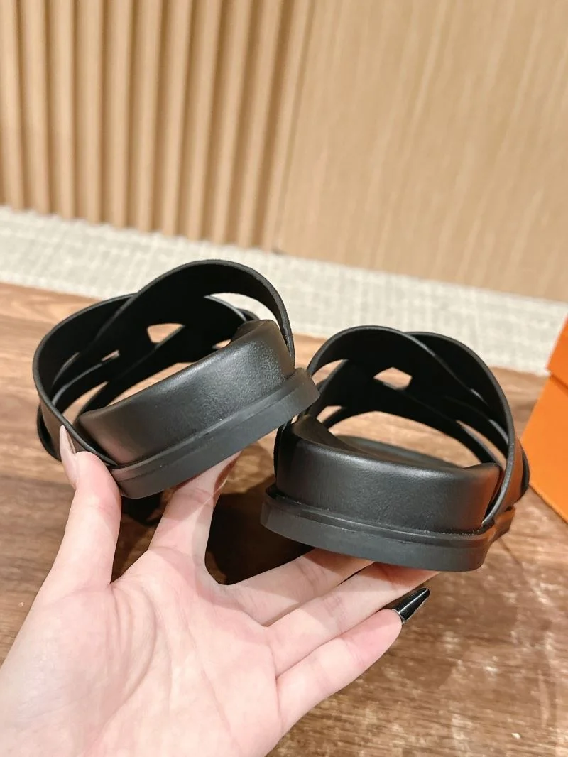 Reasonably priced Hermes Slippers