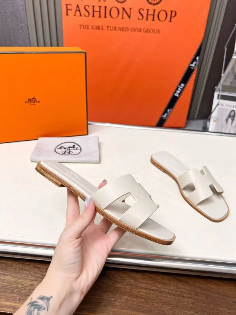 Hermes Slippers