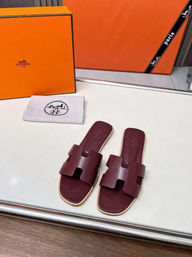 Exact replica Hermes Slippers