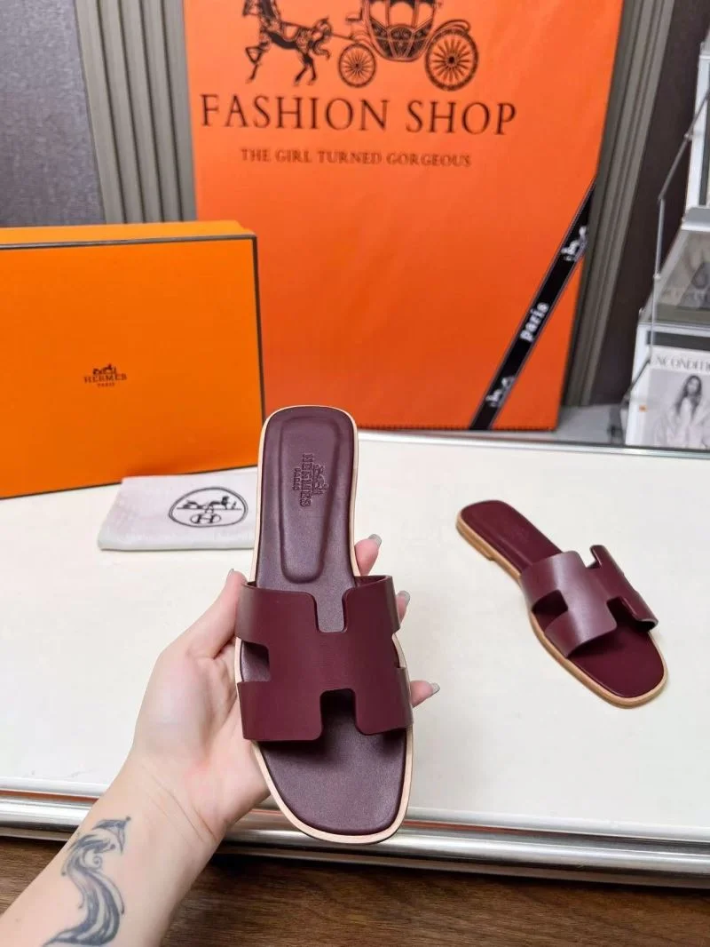 Exact replica Hermes Slippers