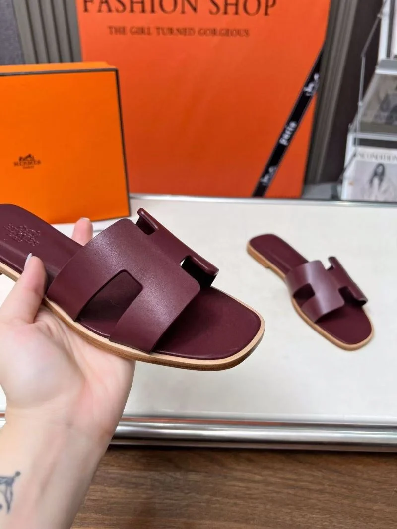 Exact replica Hermes Slippers