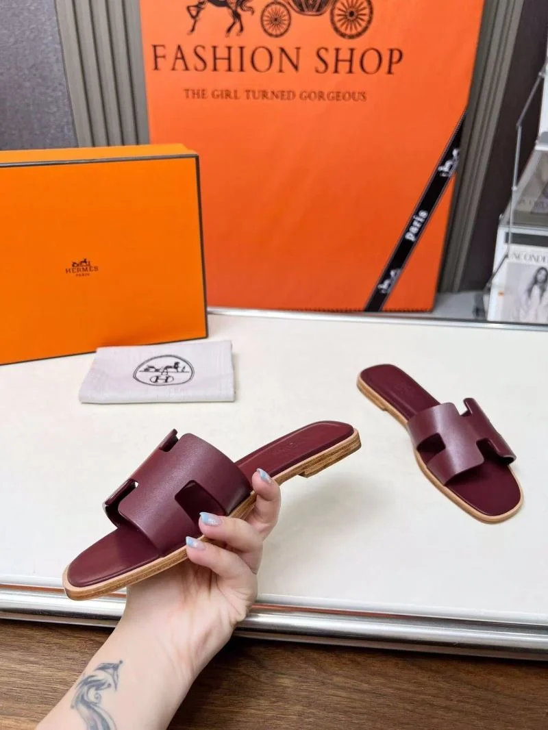 Exact replica Hermes Slippers