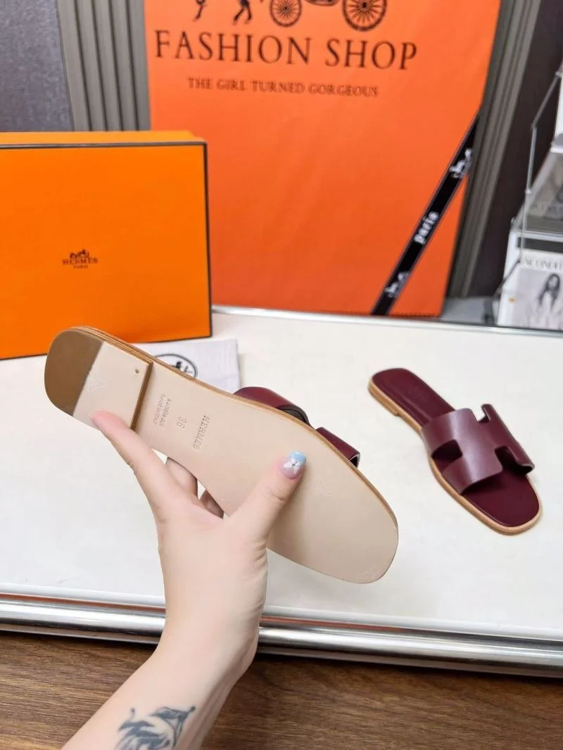 Exact replica Hermes Slippers