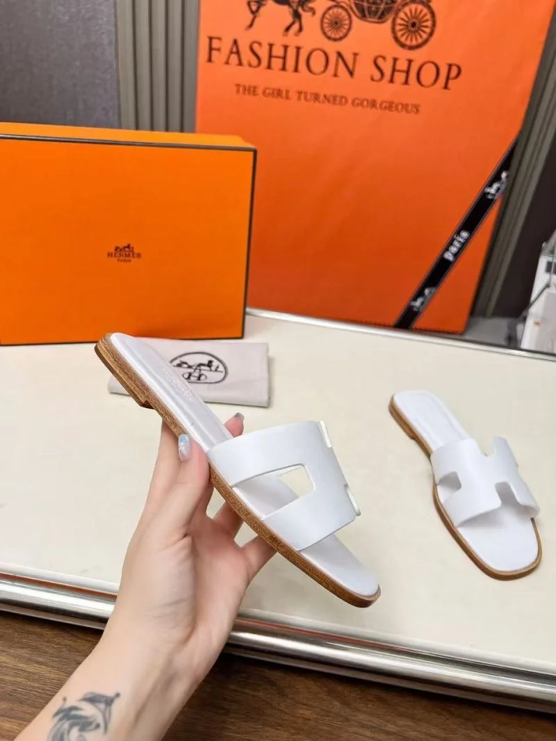 Hermes Slippers