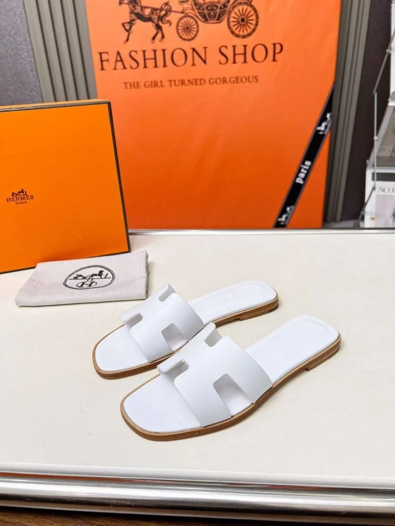 Value-priced Hermes Slippers