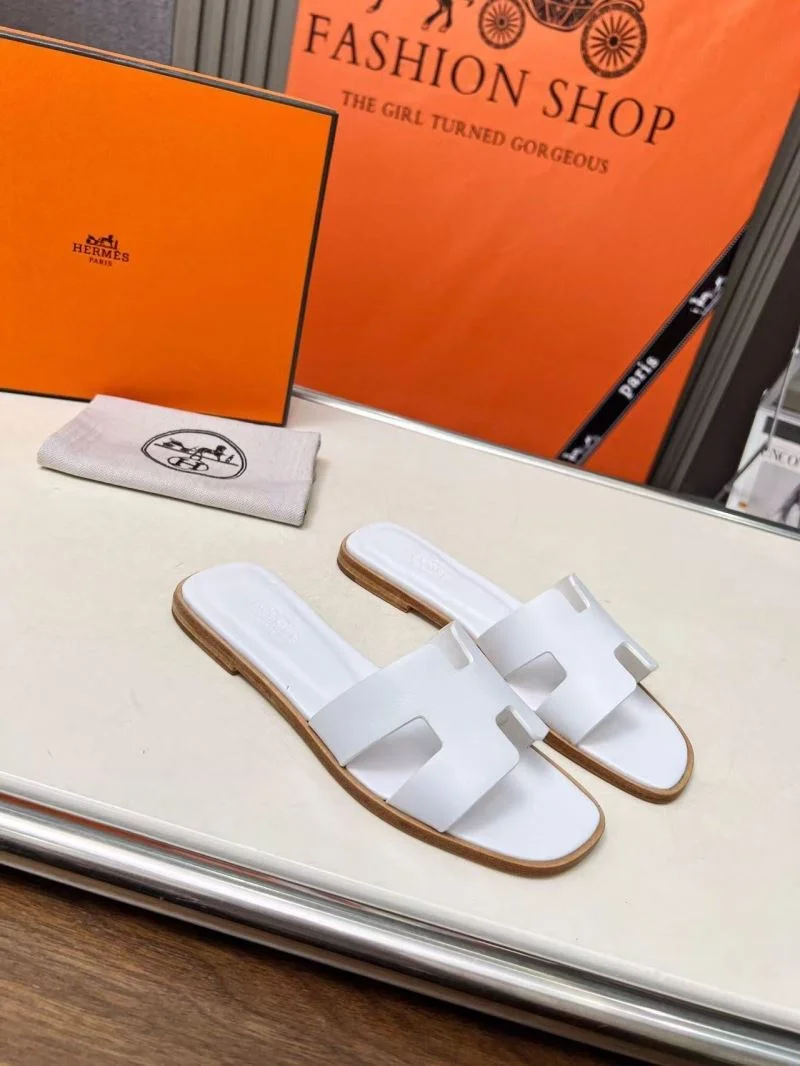 Value-priced Hermes Slippers