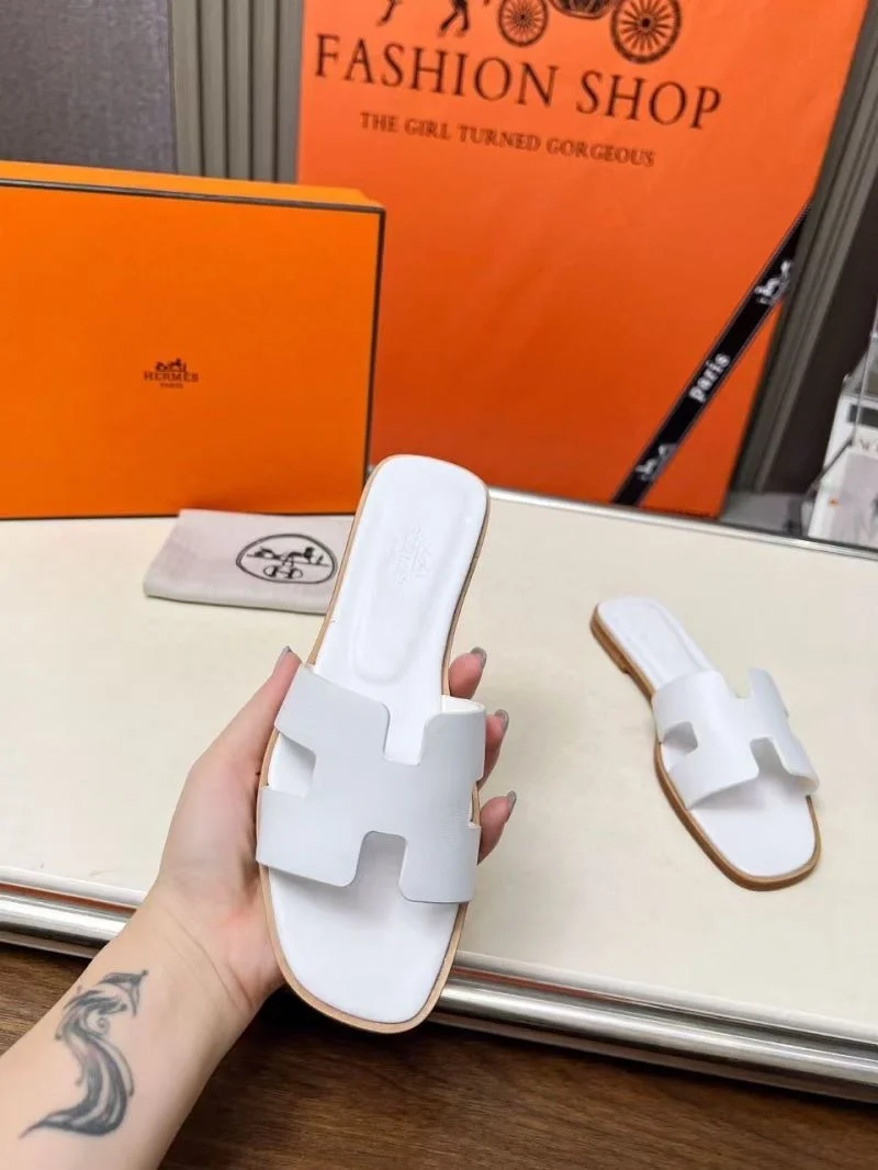 Value-priced Hermes Slippers