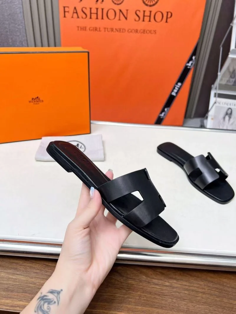 Hermes Slippers