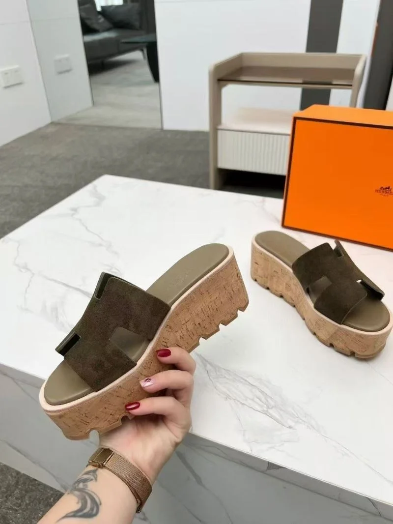Exact replica Hermes Slippers