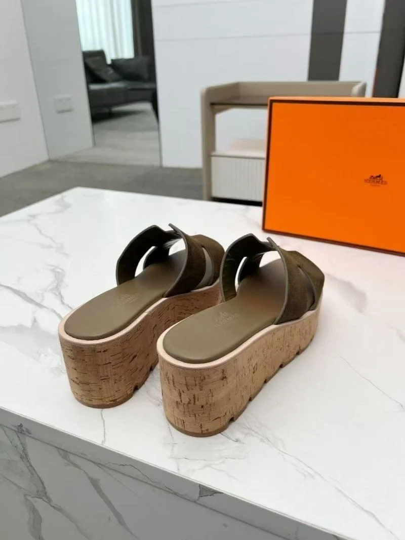 Exact replica Hermes Slippers