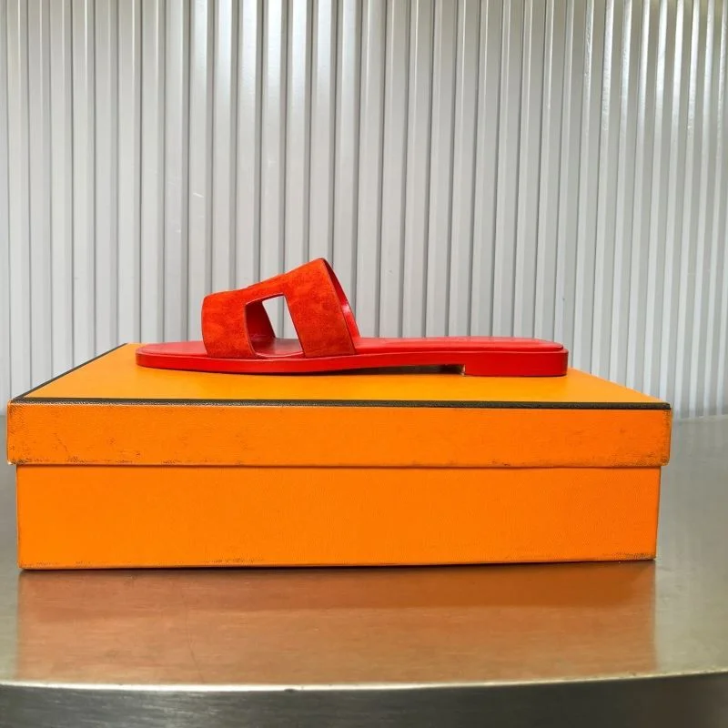 Reasonably priced Hermes Slippers