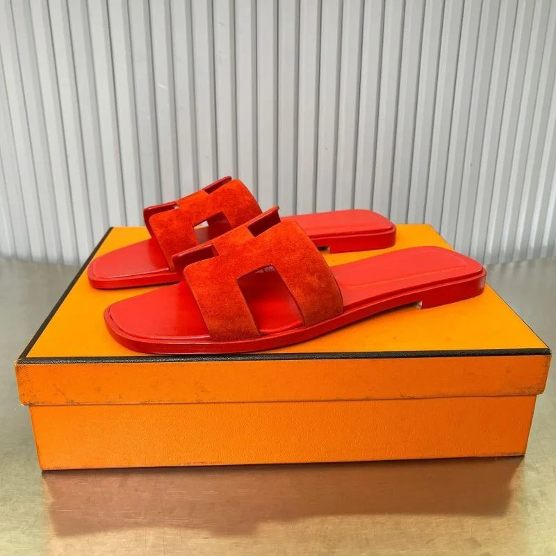 Reasonably priced Hermes Slippers
