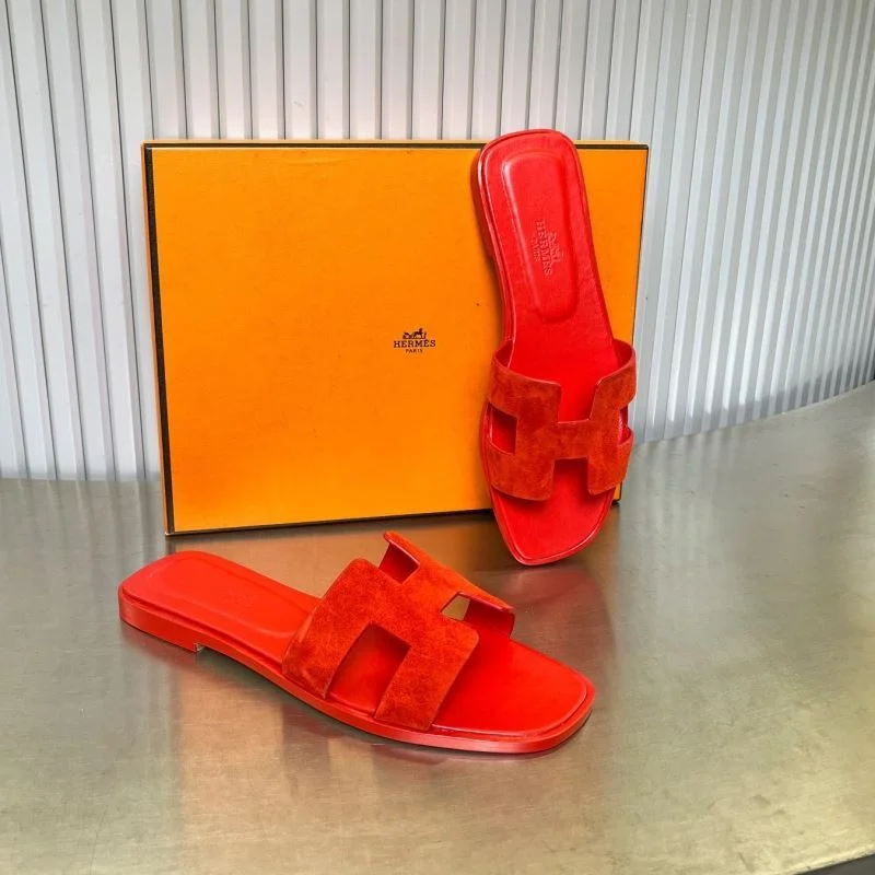 Reasonably priced Hermes Slippers