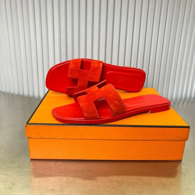 Reasonably priced Hermes Slippers
