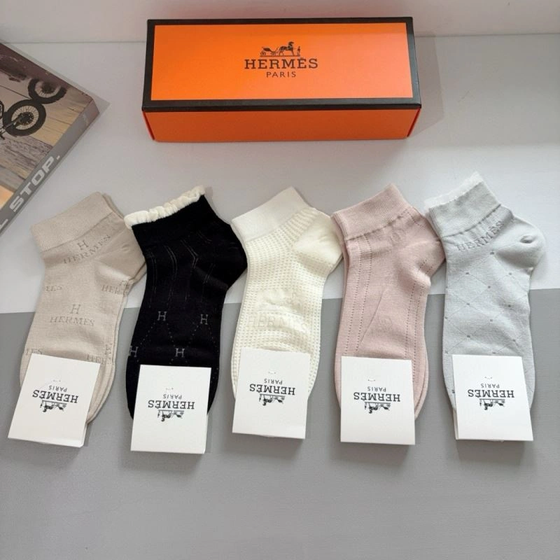 Economical Hermes Socks
