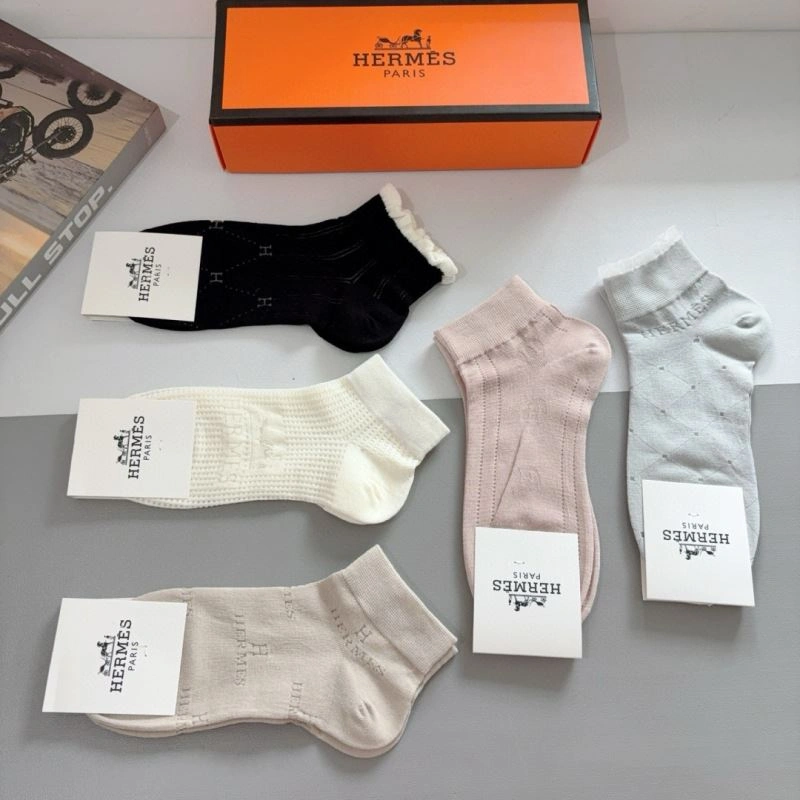 Economical Hermes Socks