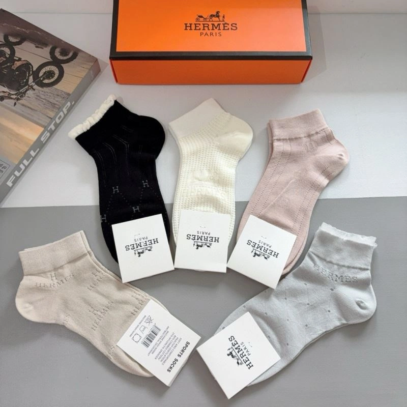 Economical Hermes Socks