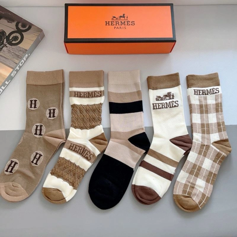 Indistinguishable Hermes Socks