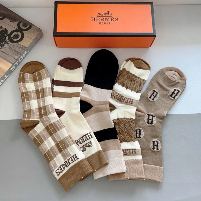 Indistinguishable Hermes Socks
