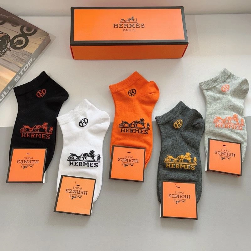 Reasonably priced Hermes Socks