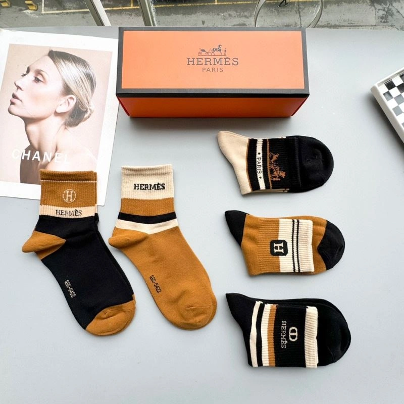 Cut-rate Hermes Socks