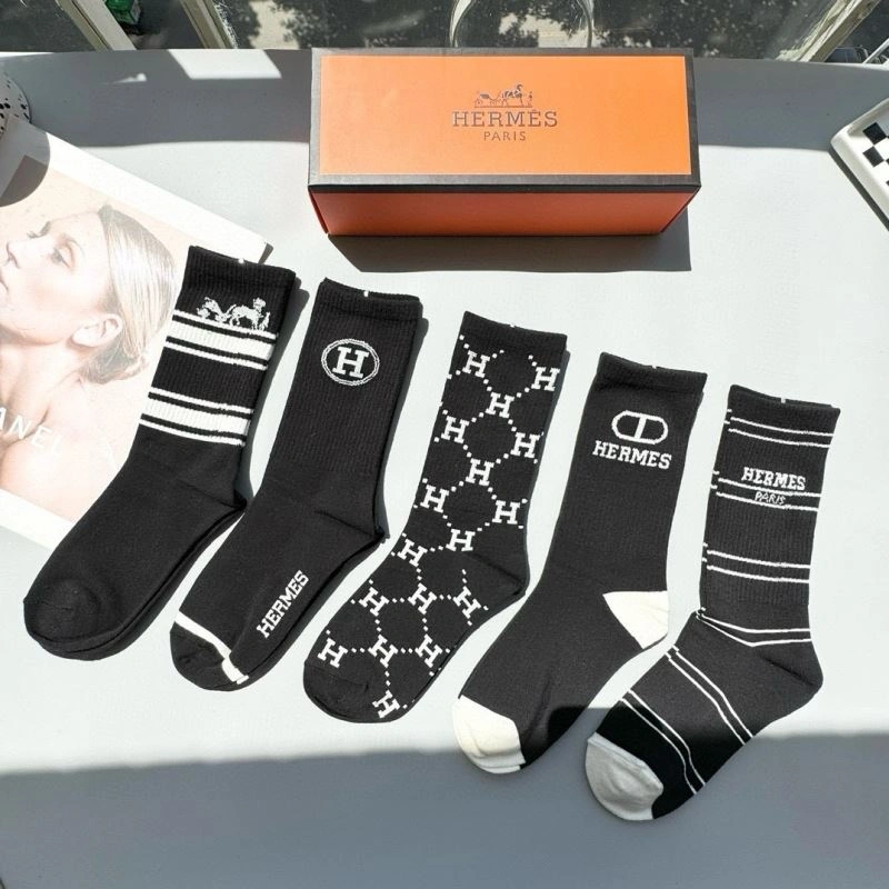 Low-cost Hermes Socks