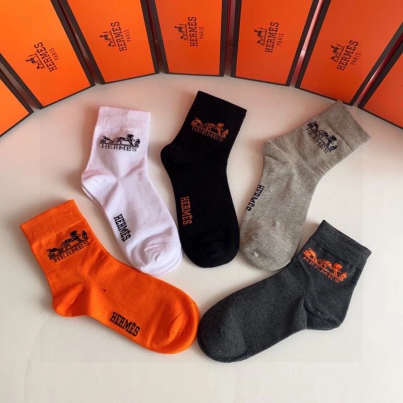 Factory-made Hermes Socks