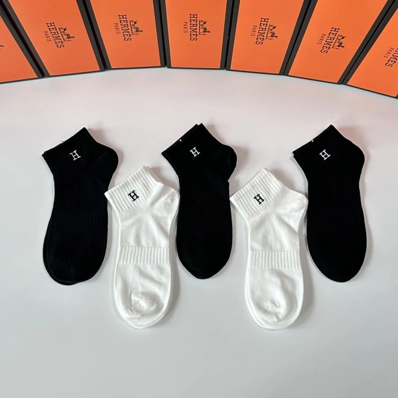 Low-cost Hermes Socks