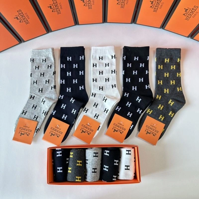 Low-cost Hermes Socks