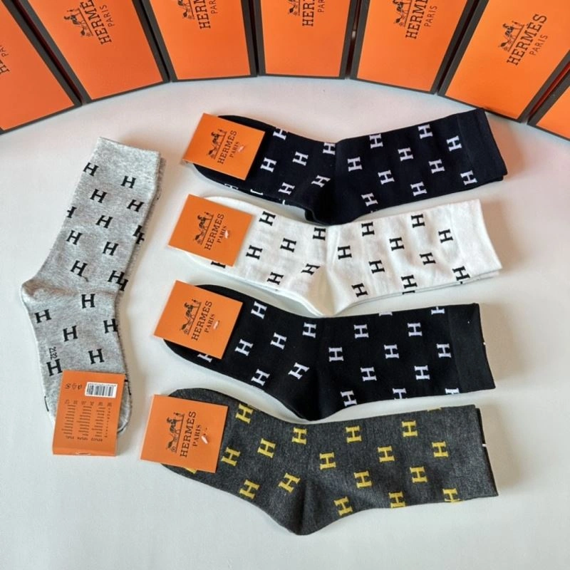 Low-cost Hermes Socks