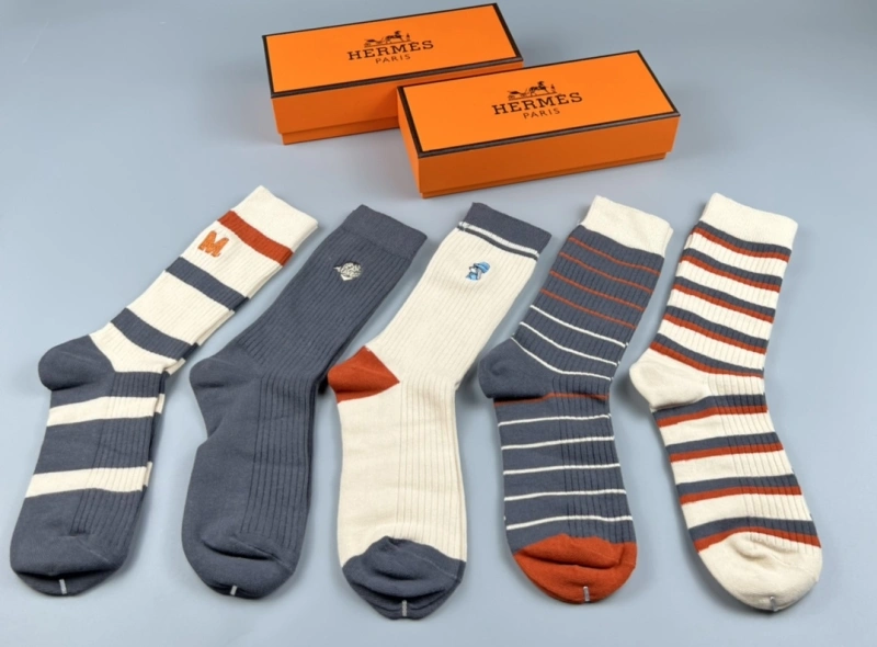 Bargain Hermes Socks